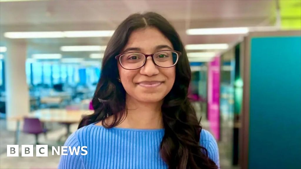 Are AI interviews making it harder to get a job? - BBC News