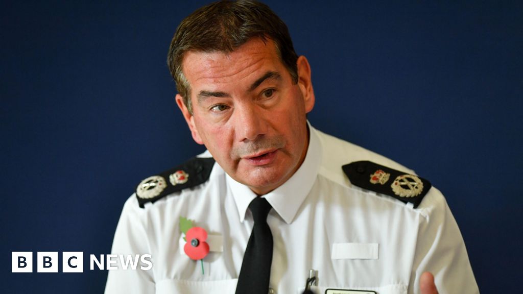 Northamptonshire Police launches search for new chief constable - BBC News