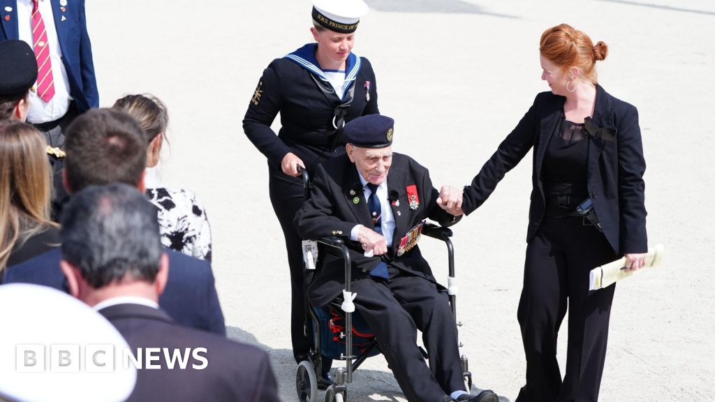 Sombre events mark D-Day anniversary across region - BBC News