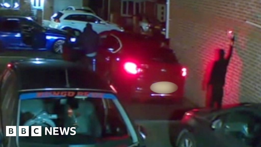 Thieves stole our car - without breaking in - BBC News