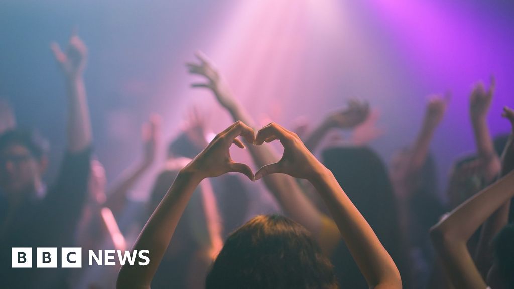 DJ Annie Mac: Dancing is so important for our wellbeing - BBC News