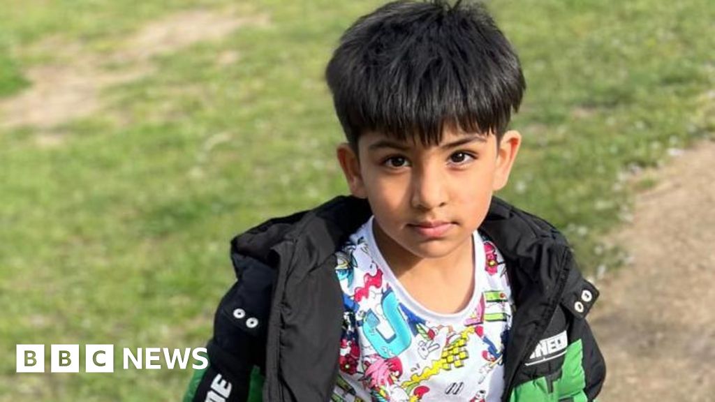 Tributes to Watford 'Spider-Man' boy, 5, after radiator fall