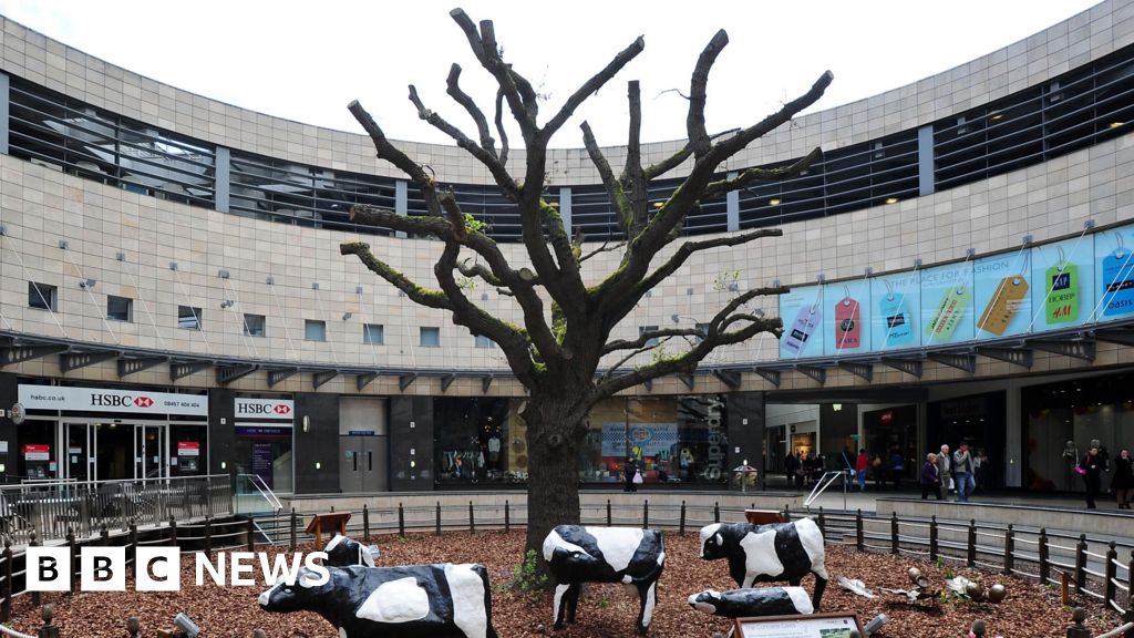 Gail's bakery set for Midsummer Place in Milton Keynes - BBC News