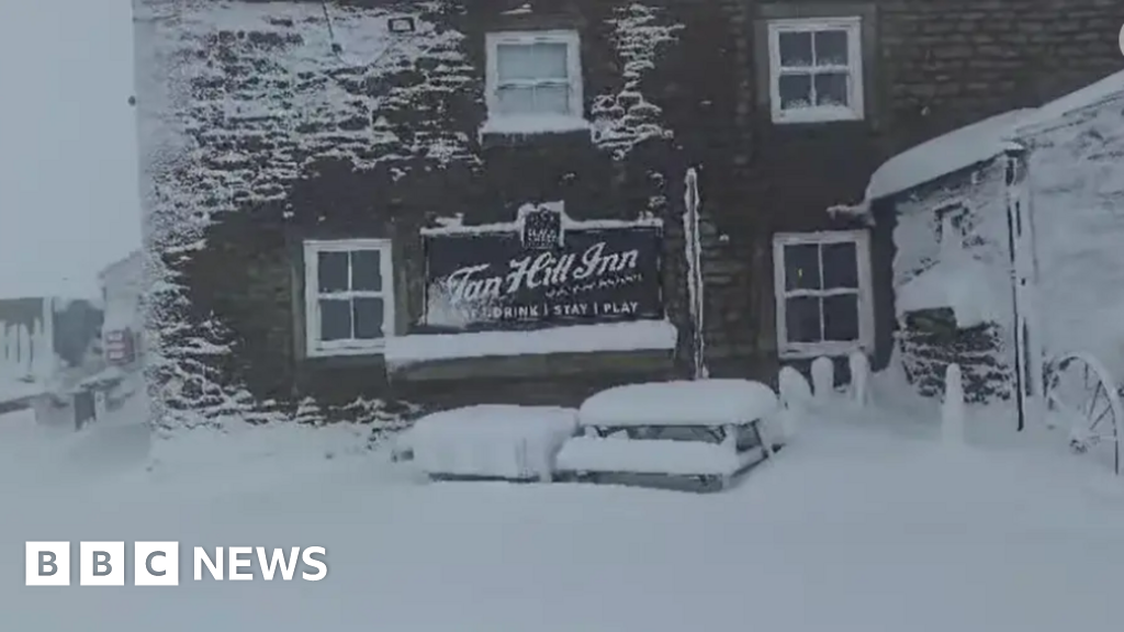 Tan Hill Inn: Snowed-in guests rescued after five days