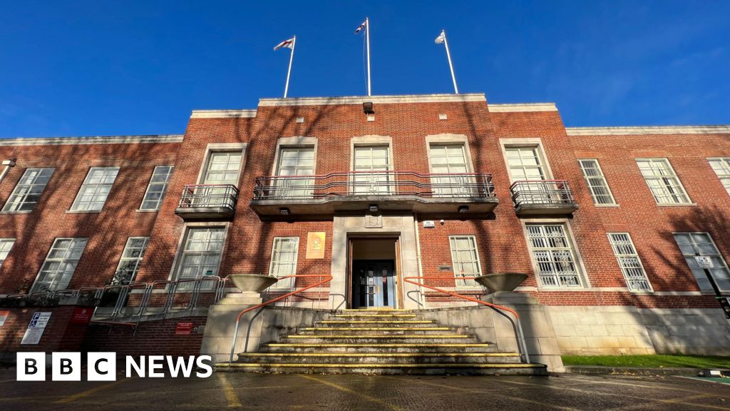 Projected £27m overspend for Swindon Borough Council