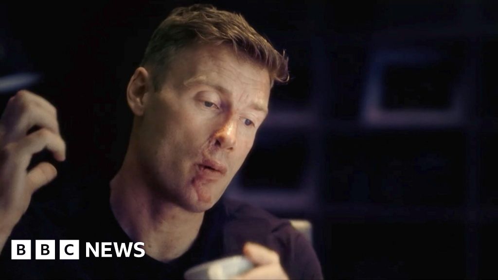 Andrew Flintoff recounts Top Gear crash - BBC News