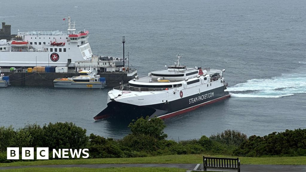 Weather delays Isle of Man to Liverpool fast craft ferry sailings - BBC ...