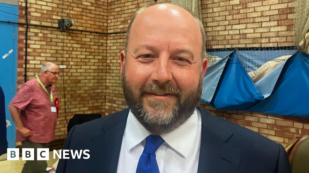 Sunnica solar farm decision a 'disgrace' - West Suffolk MP - BBC News