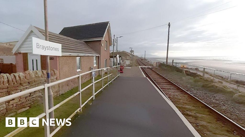 Train service to return to Nethertown and Braystones - BBC News