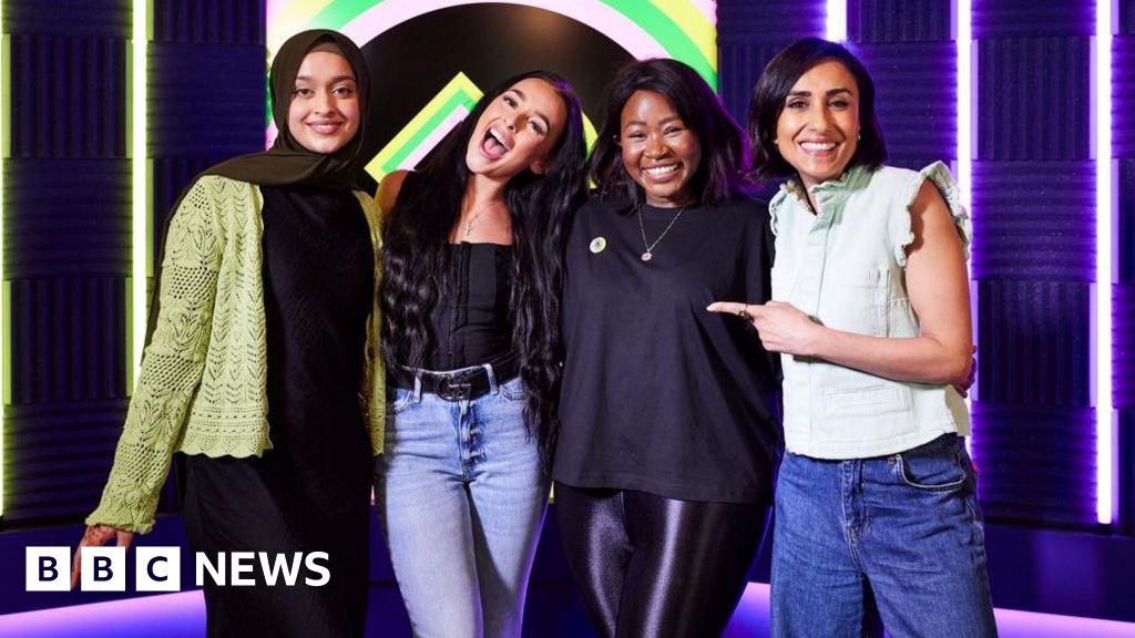 New Voices Bradford: Three winners announced - BBC News