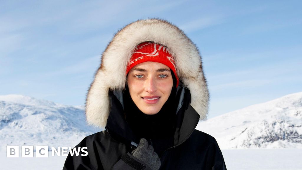 Headlines: 'Nuclear rats' and trek claim 'ignorant' - BBC News