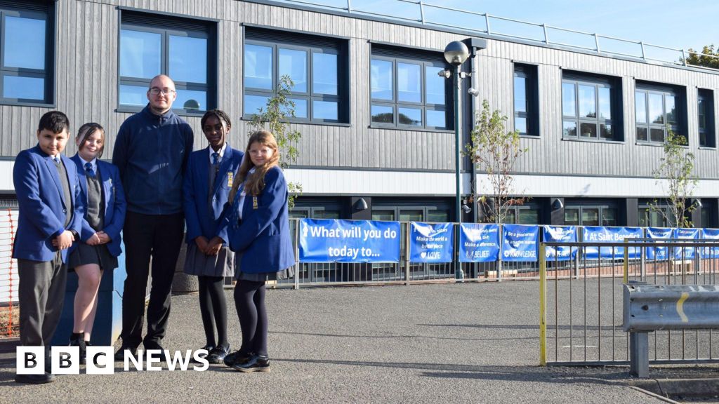 Derby school opens new multi-million pound science block - BBC News