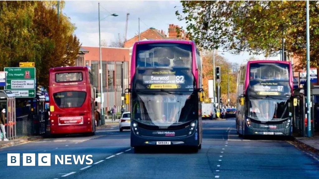 Strategy to improve West Midlands bus network could cost up to £44m ...