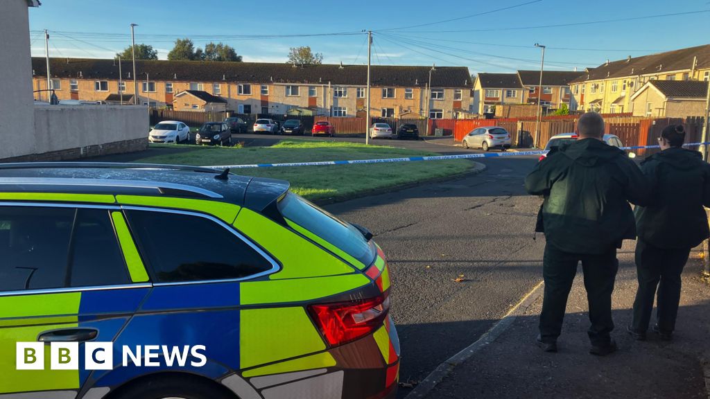 Derry: Police investigating reports of two viable pipe bombs