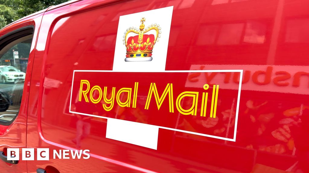 Royal Mail apologises over Dorking postal delays - BBC News