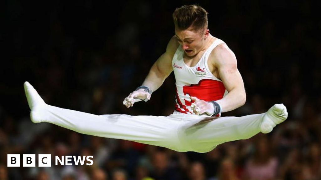 Run For Millie: Olympic gymnast joins York memorial race - BBC News