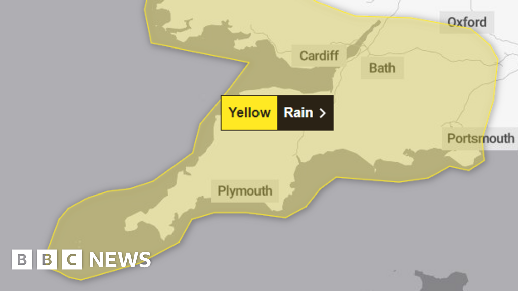 Weather warning for heavy rain issued for Devon and Cornwall - BBC News