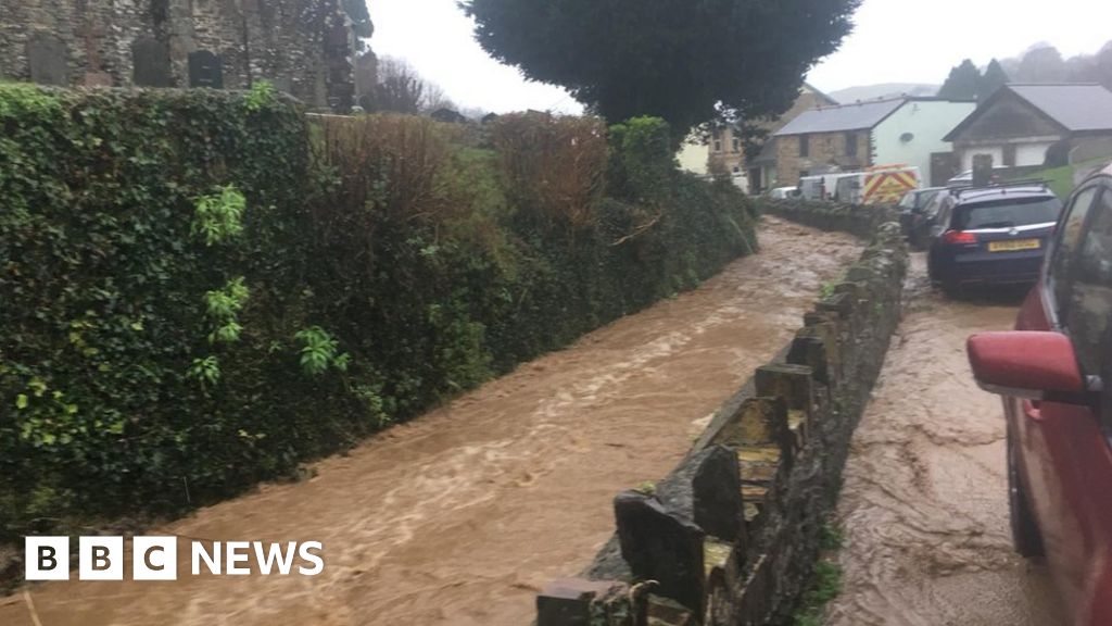 New flood warning services in Dawlish and Combe Martin