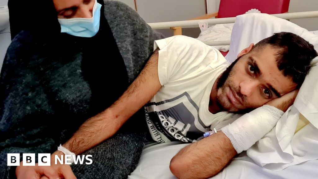 'I was unable to walk, talk, or recognise myself after coma' - BBC News