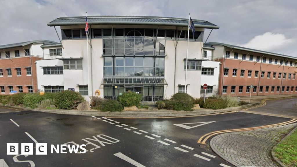 Man in 30s dies in Wiltshire Police custody in Swindon
