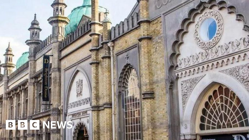 Brighton Dome: New festival celebrates work of disabled artists - BBC News