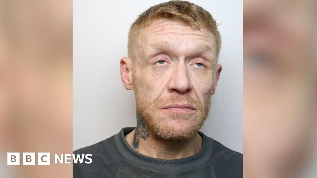 Man jailed after 100mph police chase in Swindon
