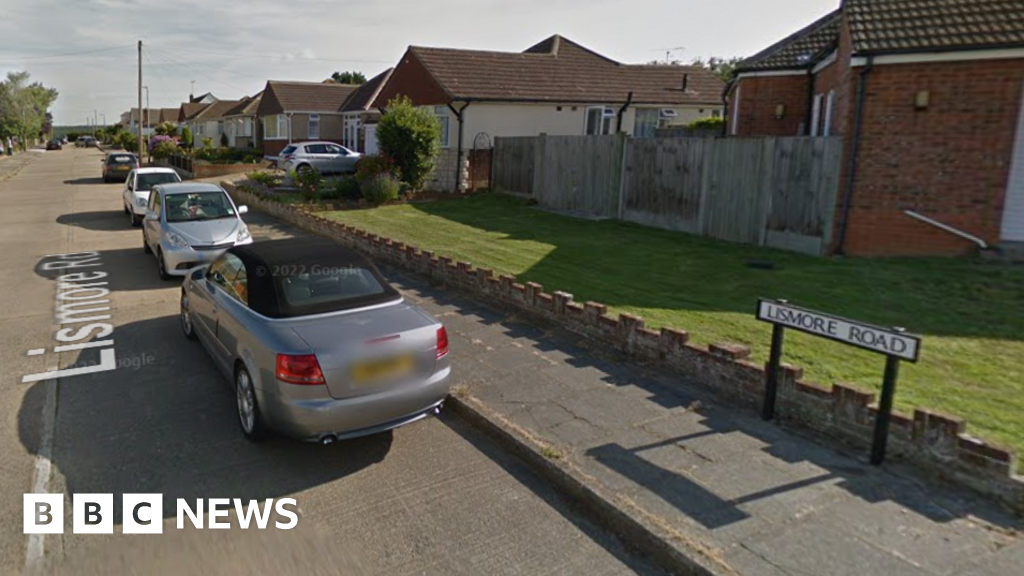 Kent: Man arrested after air weapon discharged in Whitstable