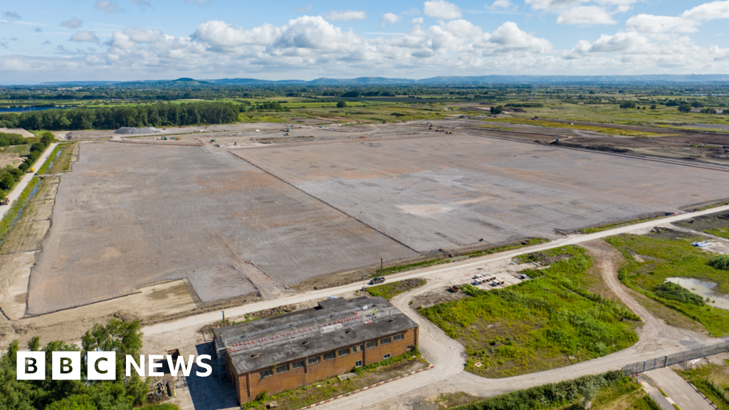 Agratas: Building work to start on car battery factory - BBC News
