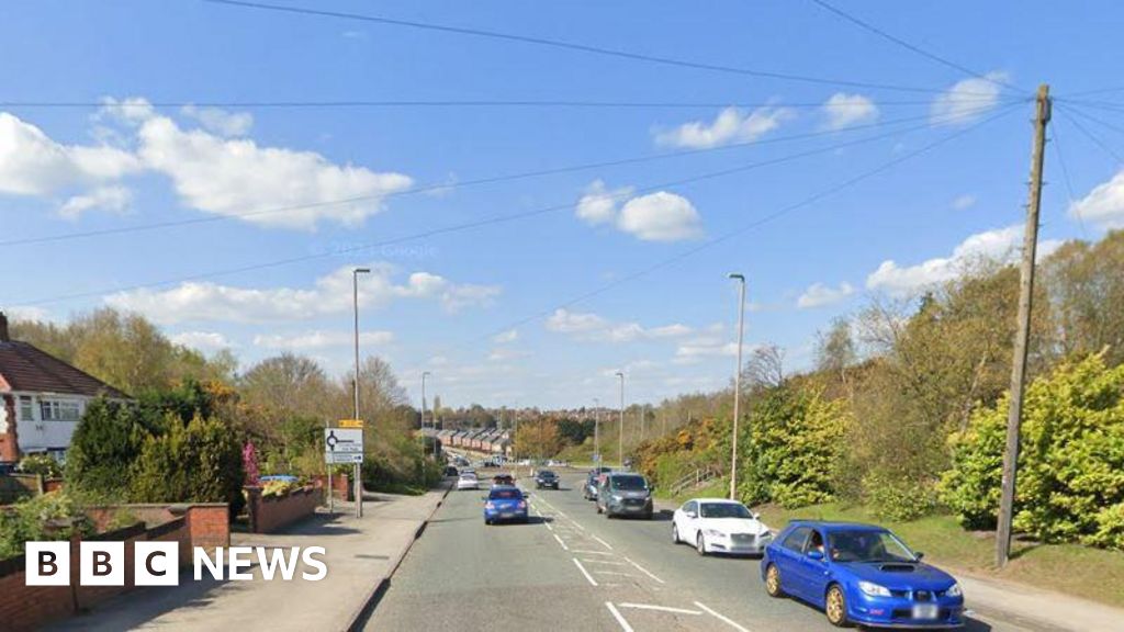 Mansfield: Appeal after electric bike rider stabbed in leg