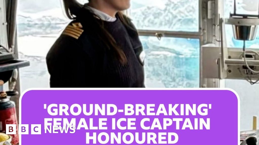 'Ground-breaking' female ice captain honoured - BBC News