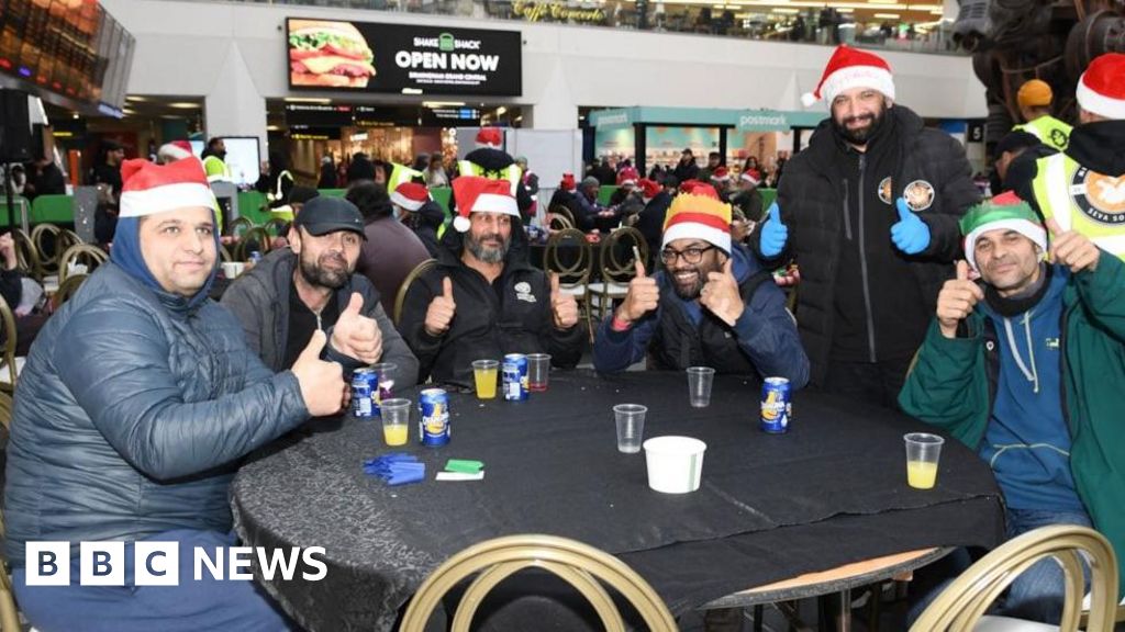 New Street Station hosts 300 homeless people for annual meal