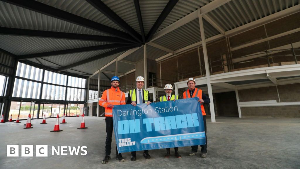 Darlington train station's new concourse completed - BBC News