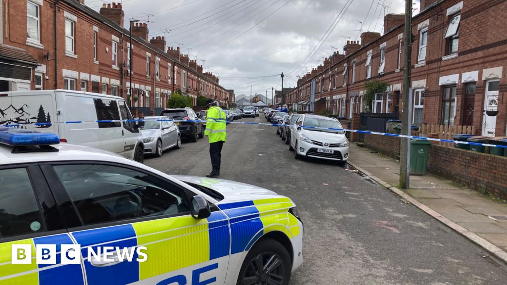 Man found dead and woman dies shortly after in Coventry - BBC News