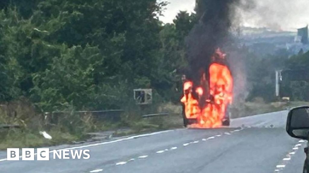 Crane fire causes delays on part of A38 in Plymouth - BBC News