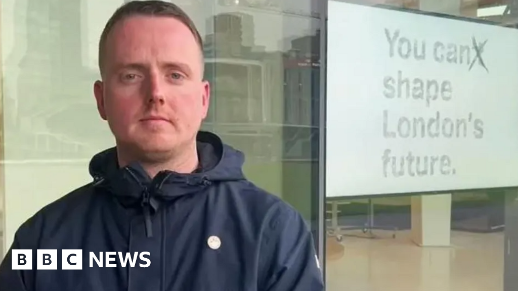 Who is the Britain First mayor candidate Nick Scanlon? - BBC News