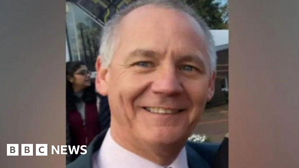 Accused 'burned Paul Taylor's body after botched car-jacking' - BBC News