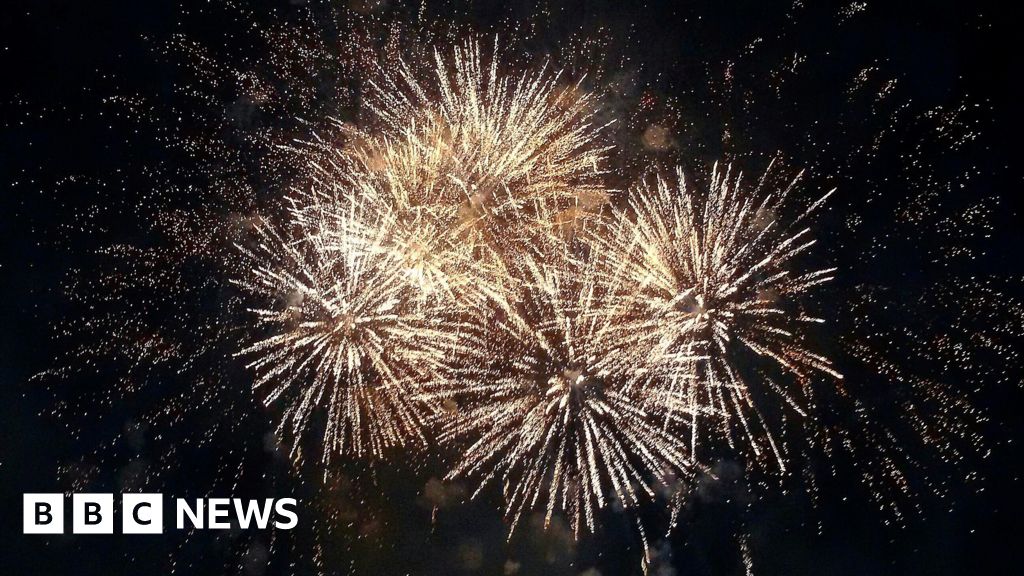Highland Council fireworks display sparks row - BBC News
