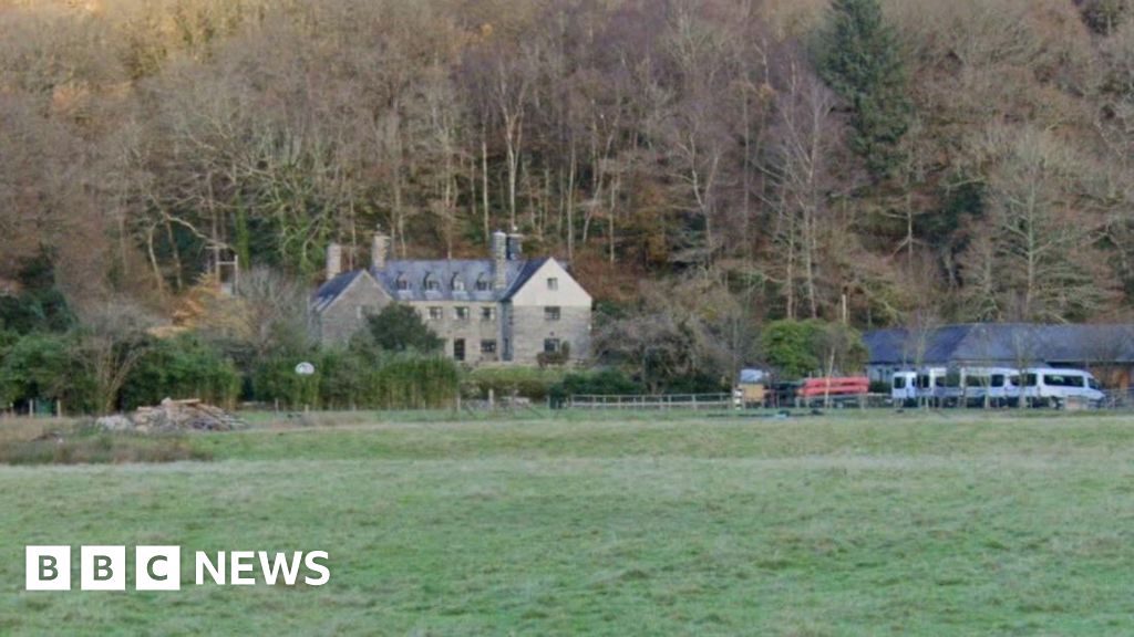 Experts called in by Coventry City Council over Plas Dol-y-Moch renovations