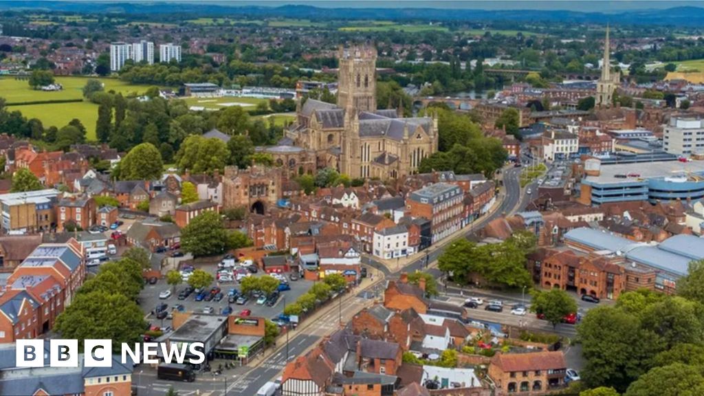 Redditch and Worcester council set to share £10m in levelling-up cash ...