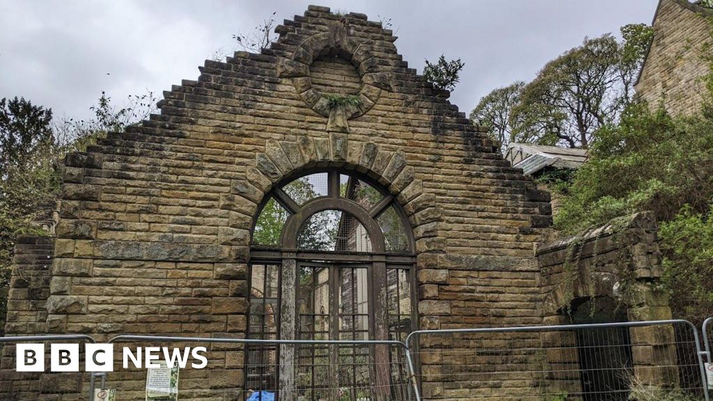Jesmond Dene Banqueting Hall on endangered building list - BBC News