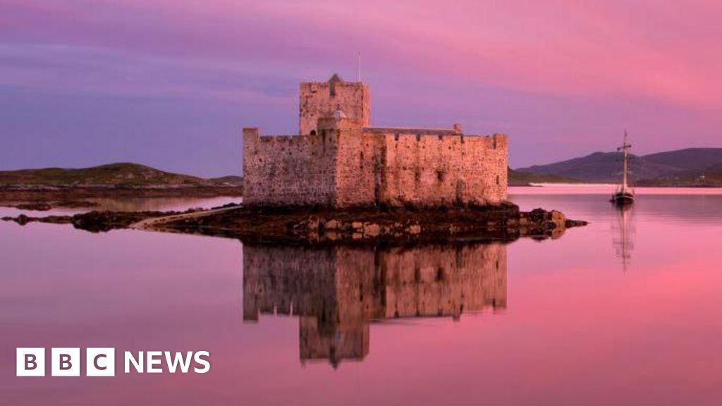 Repairs begin on Barra's Kisimul Castle