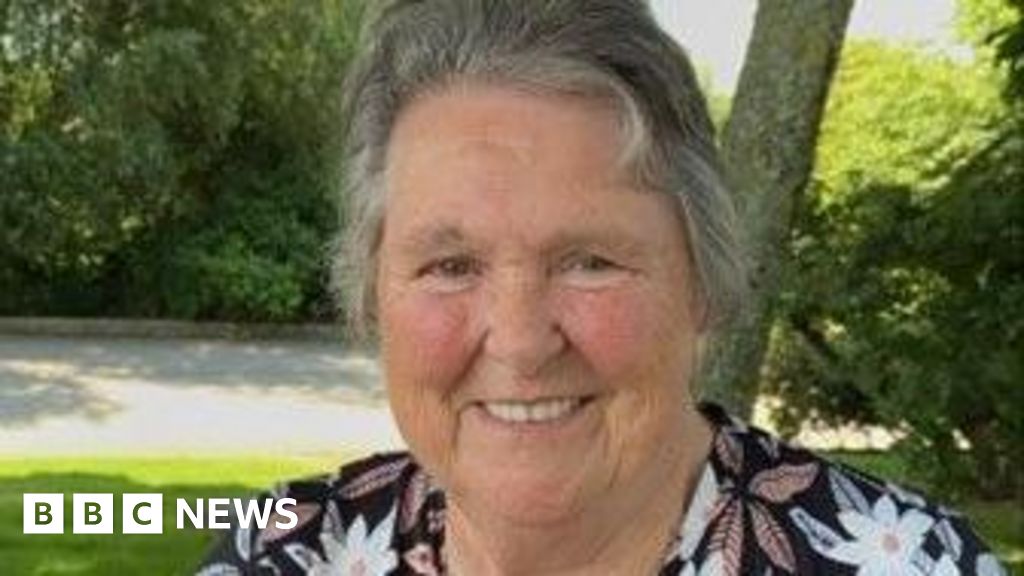 Woman dies after being seriously hurt in Keighley crash