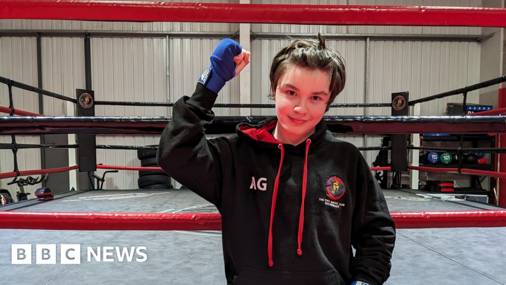 Boxing club transforms life for autistic boy