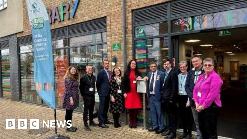 Surrey library scheme offers extended opening hours - BBC News