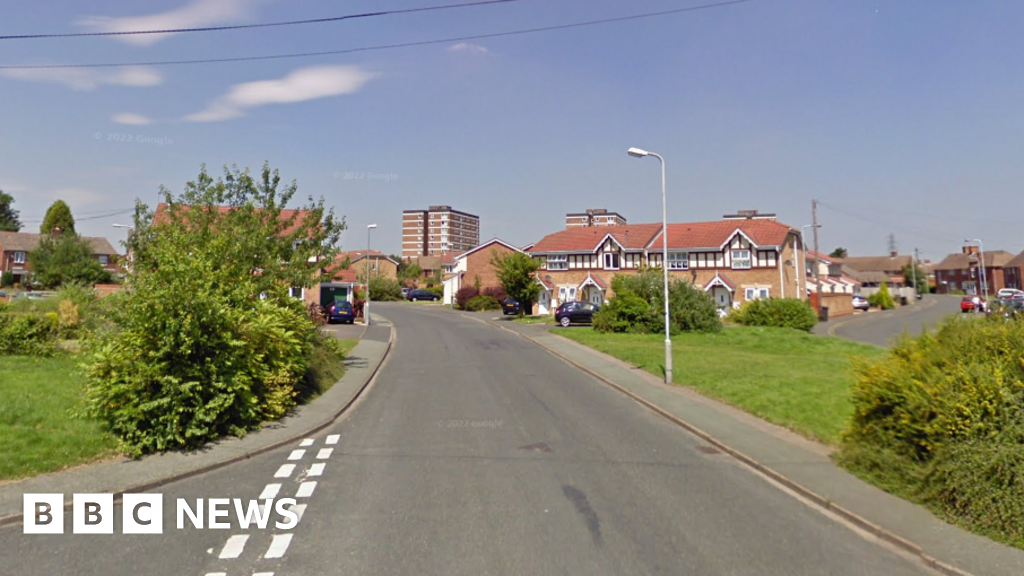 Wolverhampton murder arrest after woman stabbed at home - BBC News