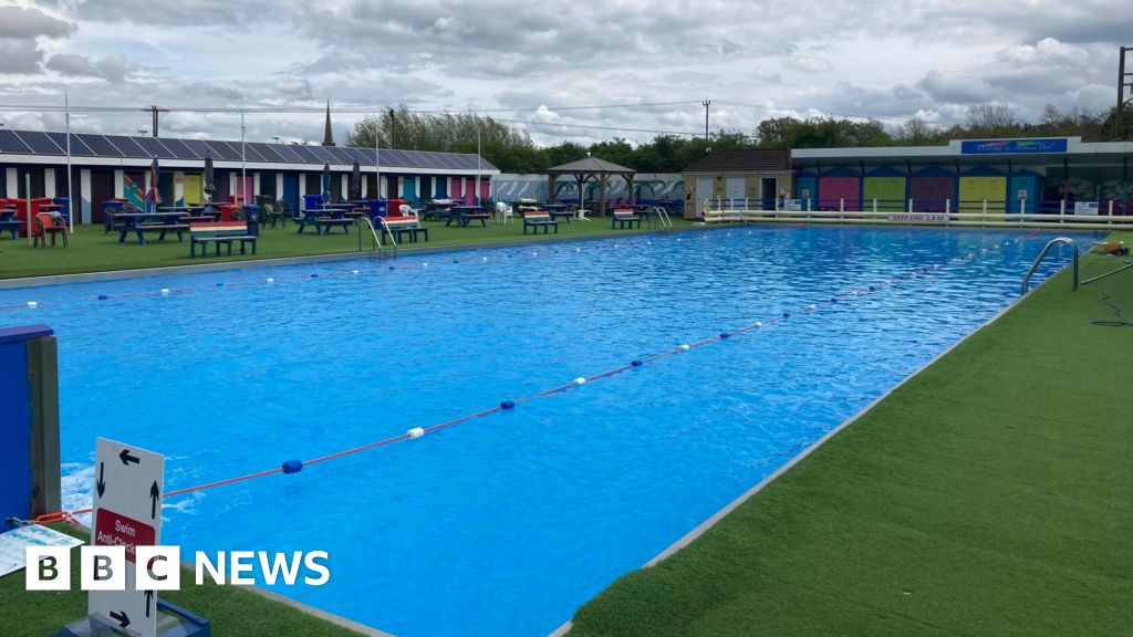 Bathurst Pool could lose £2k during 'forced closure'