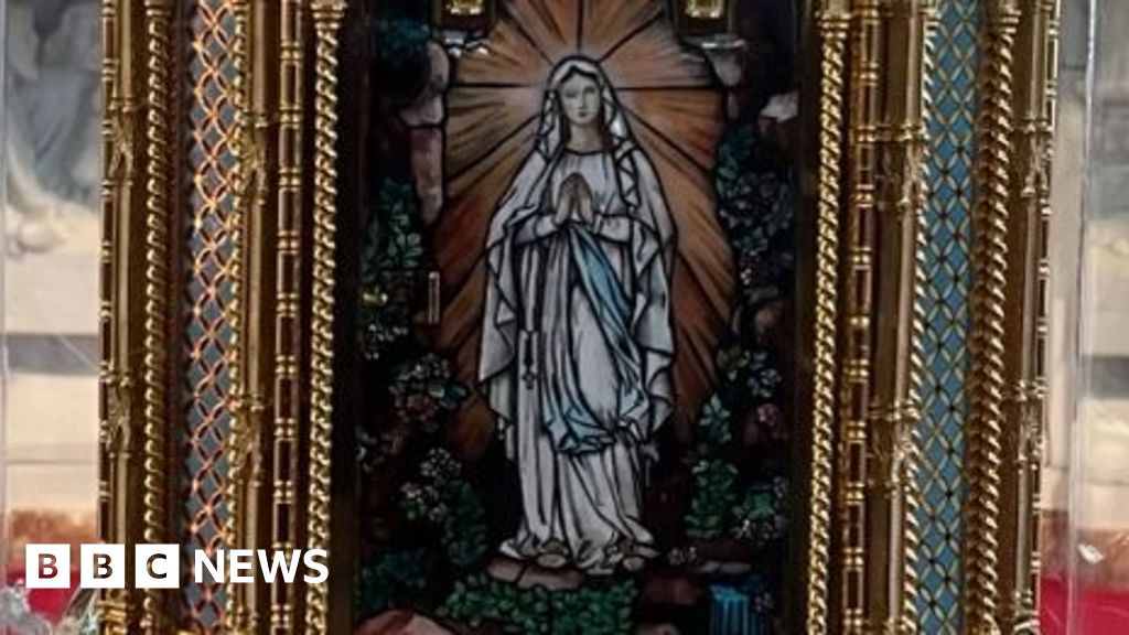 St Bernadette: 'Beautiful day to have saint's relics in our parish'