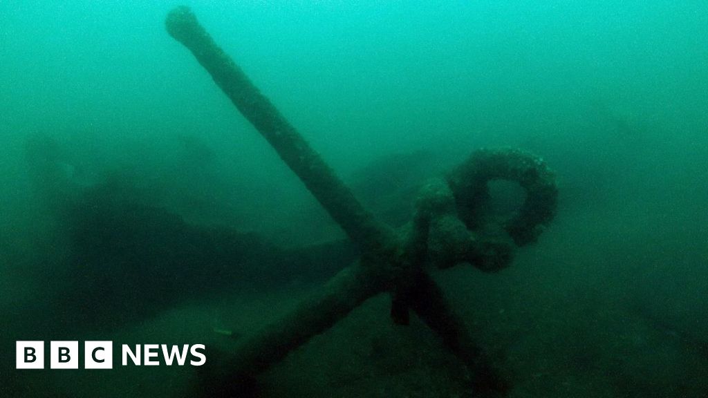 Dorset shipwreck mystery solved after more than 30 years