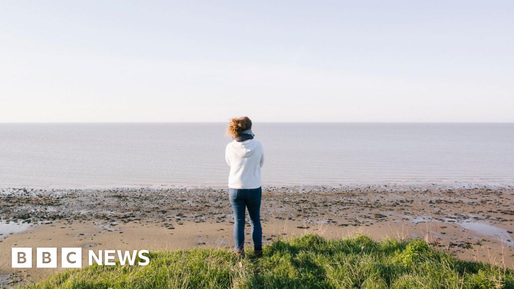 Report claims shorter, unhealthier lives in Kent - BBC News