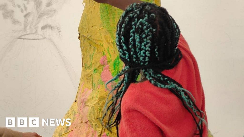 Margate: Art by asylum-seeking children to go on show - BBC News